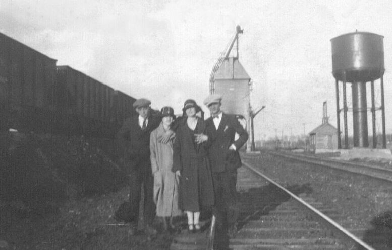 Page 4 :: Hoosier Valley Railroad Museum